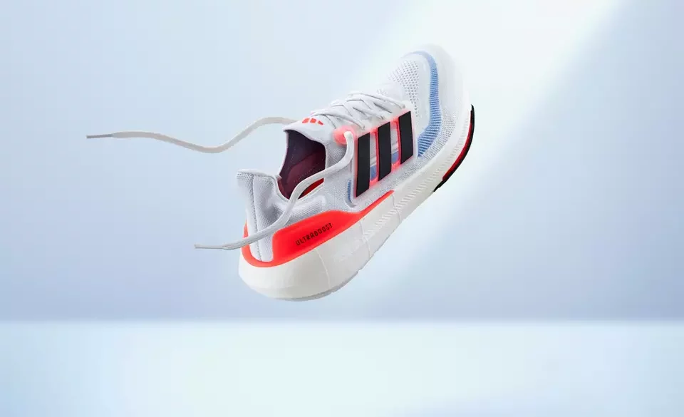 adidas представили UltraBOOST Light, самые легкие кроссовки в линейке